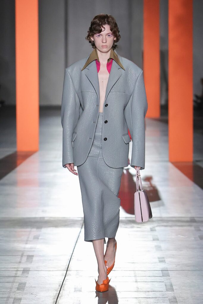 Kapselgarderoob, but make it Prada - Portail